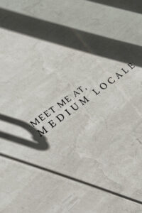 Medium Locale – Contexto